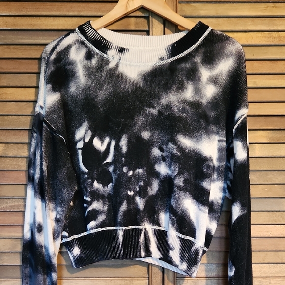 NATURAL LIFE | Sweaters | Natural Life Cropped Sweater | Poshmark